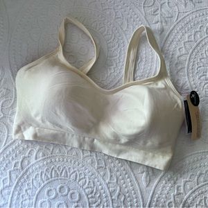 truekind | Intimates & Sleepwear | Truekind Daily Comfort Wireless ...